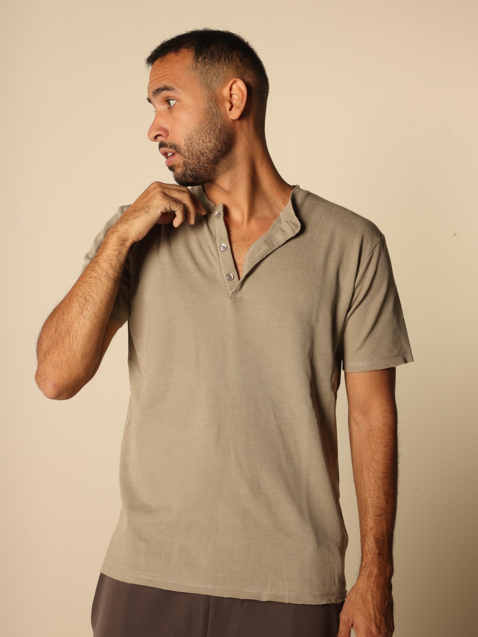 MAGICBEE COUTURE KNITTED TEE WITH BUTTONS - SAND – Magic Bee Clothing